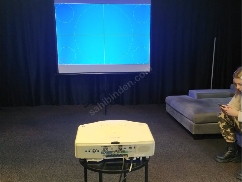 Projeksiyon Kiralama Merkezi - Her İşin Ustası sahibinden.com Hizmetler’de